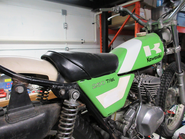 KT250 SEAT COVER [KT250A,A2] - $32.00 : Vintage Kawasaki, Online Store